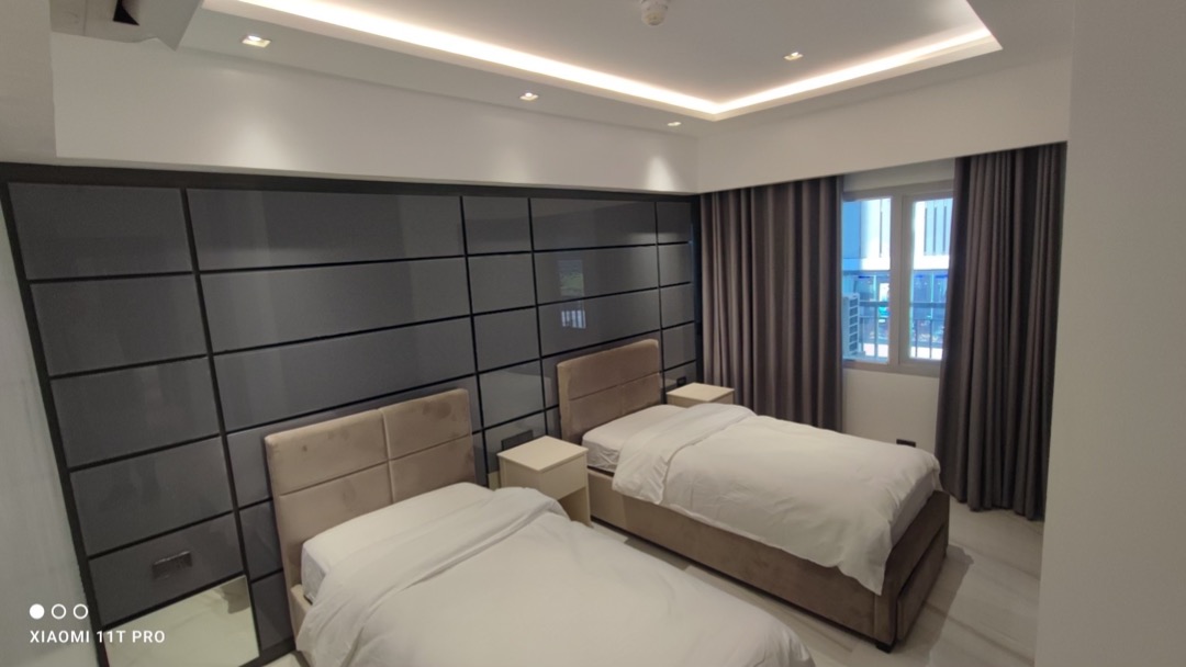 3 Bedroom FOR SALE in Two Maridien BGC Interior Decorated Special URBAN ...