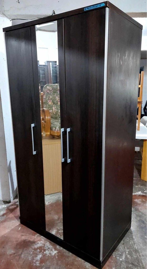 3 door wardrobe Japan surplus, Furniture & Home Living, Furniture ...