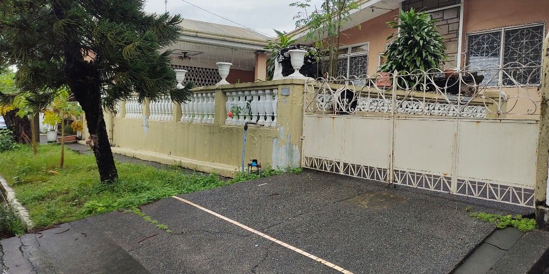 478sqm Lot W/Old Structures FOR SALE @PHILAM HOMES QUEZON CITY ...