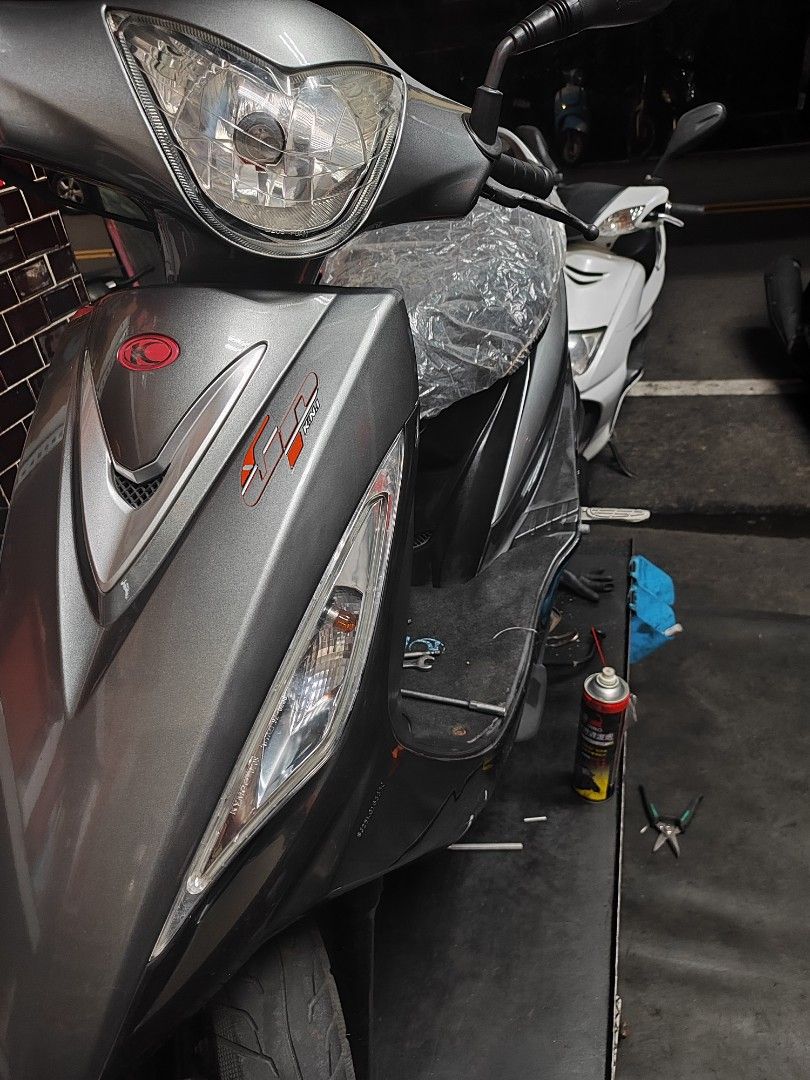 出售 光陽 GP125 鼓煞 2016年 原廠使用手冊都在 一手車 原漆 可換車, 機車, 二手機車在旋轉拍賣