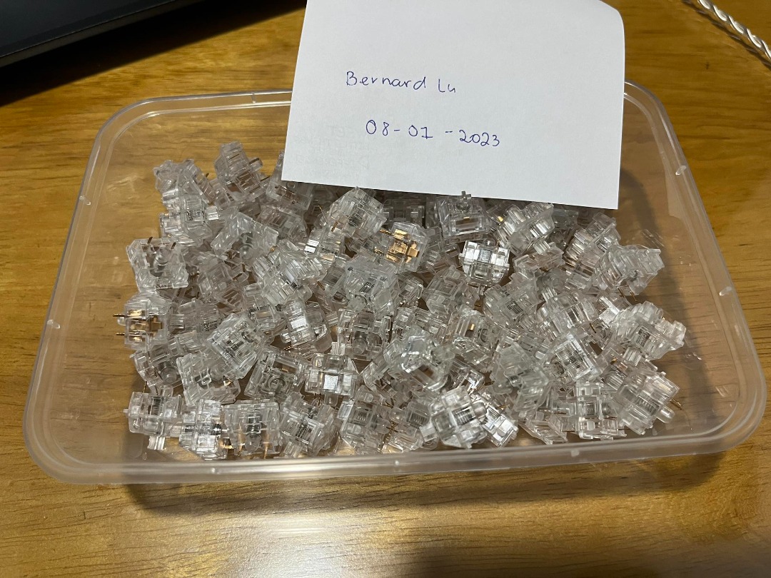 Akko CS Crystal Switches (81 pcs) on Carousell