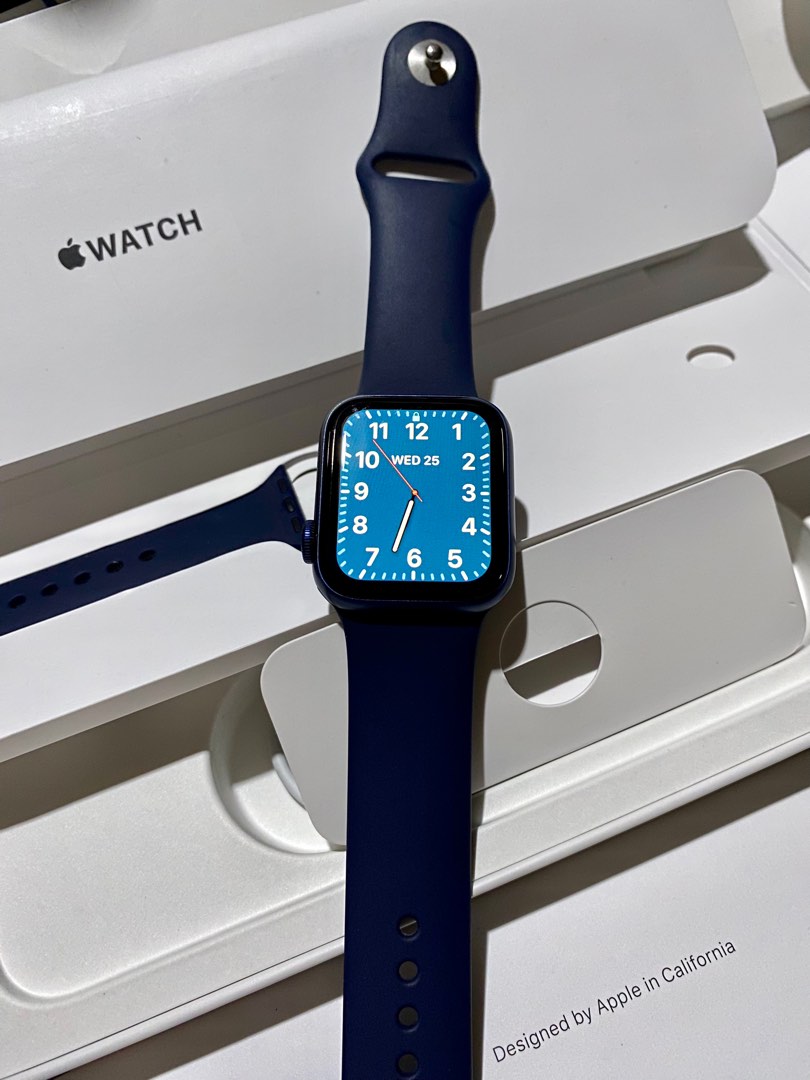 Apple Watch 40mm Series 6 Blue Aluminum, Mobile Phones & Gadgets ...