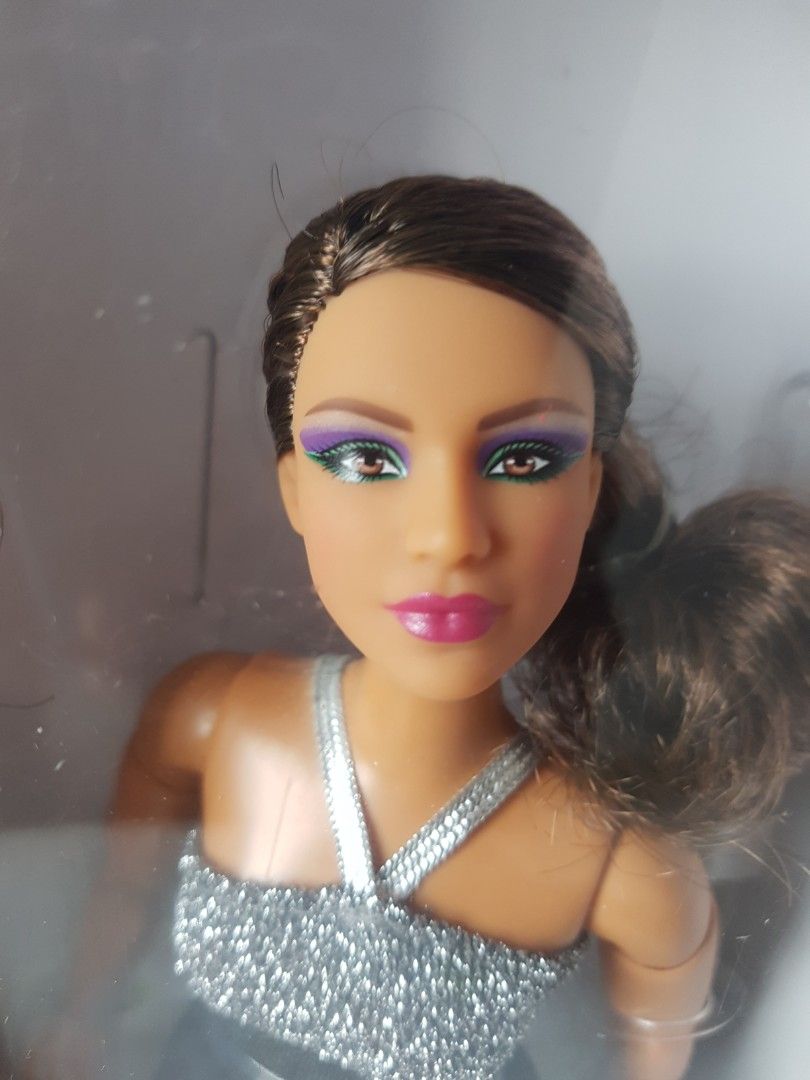 Barbie Signature Looks Model #12, Hobbies & Toys, Toys & Games on Carousell