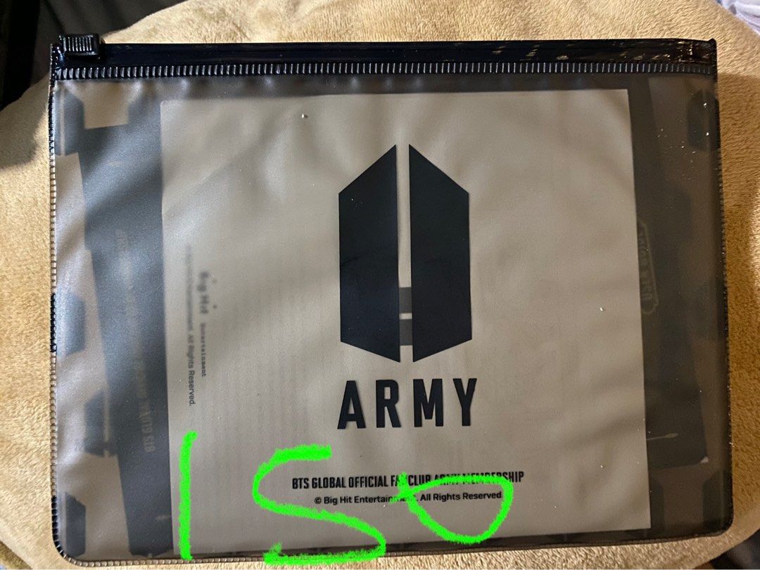 BTS merch Army Kit/SG 2021, Hobbies & Toys, Memorabilia & Collectibles ...