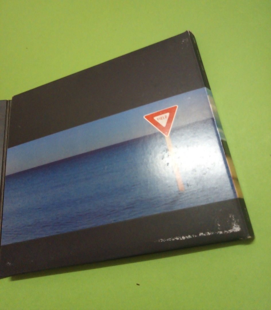 CD PEARL JAM : YIELD ALBUM (1998) GRUNGE EDDIE VEDDER ART ROCK, Hobbies ...