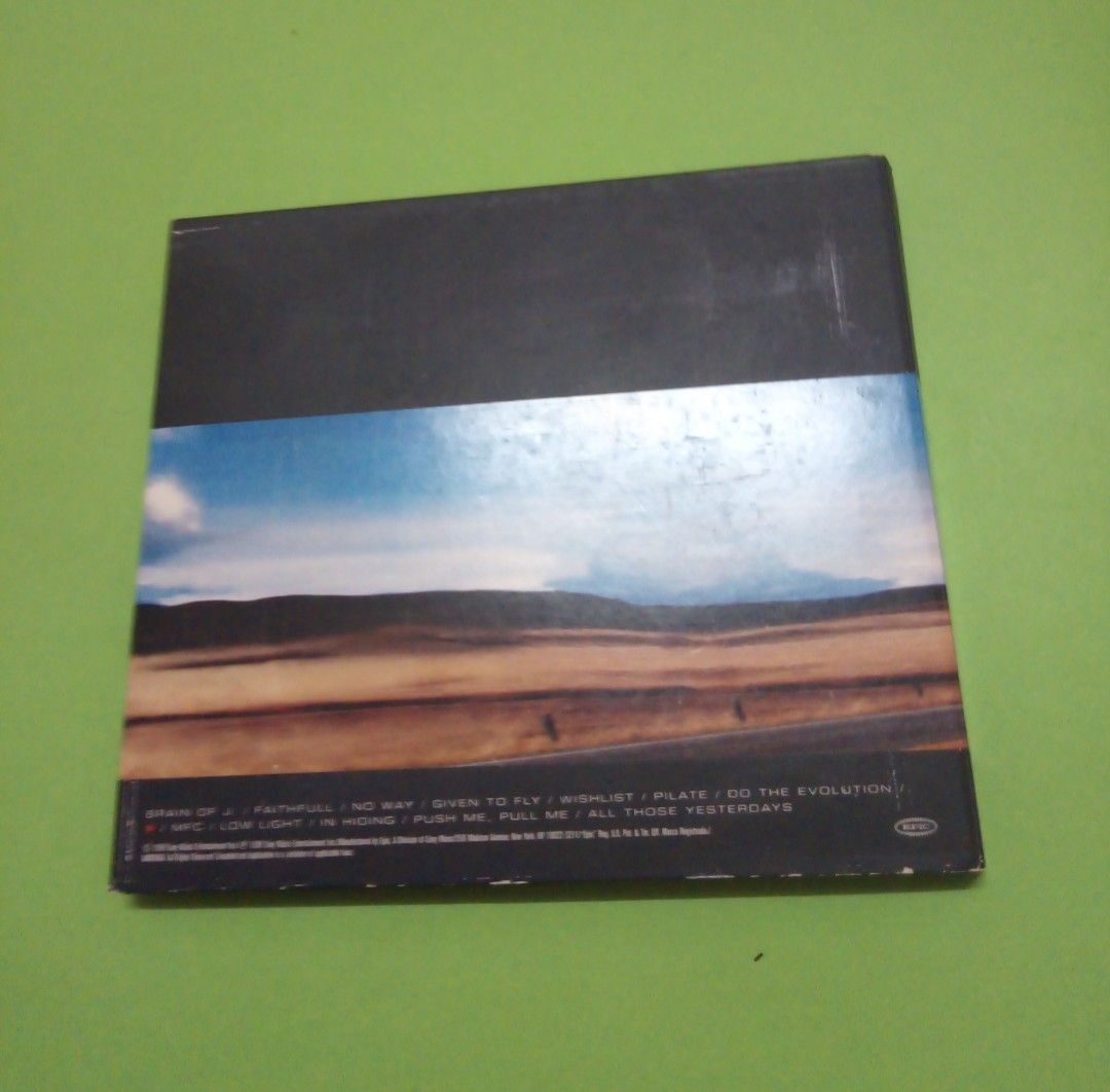 CD PEARL JAM : YIELD ALBUM (1998) GRUNGE EDDIE VEDDER ART ROCK, Hobbies ...