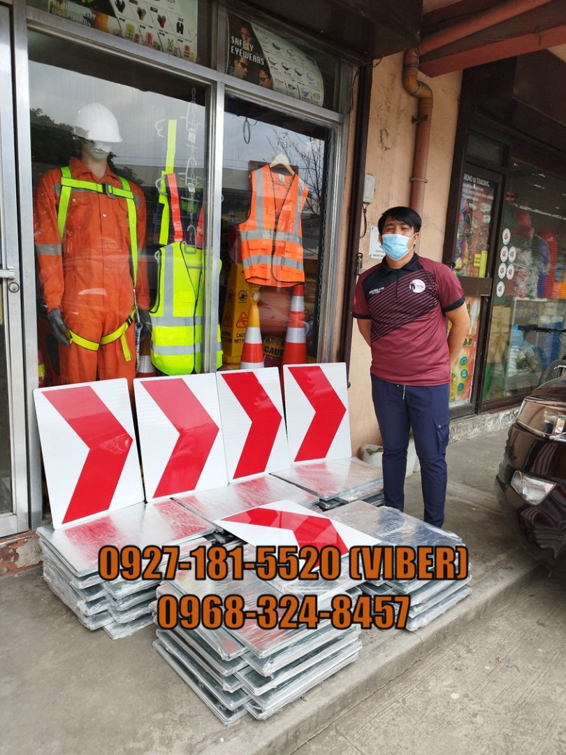 chevron signage, Commercial & Industrial, Industrial Equipment on Carousell