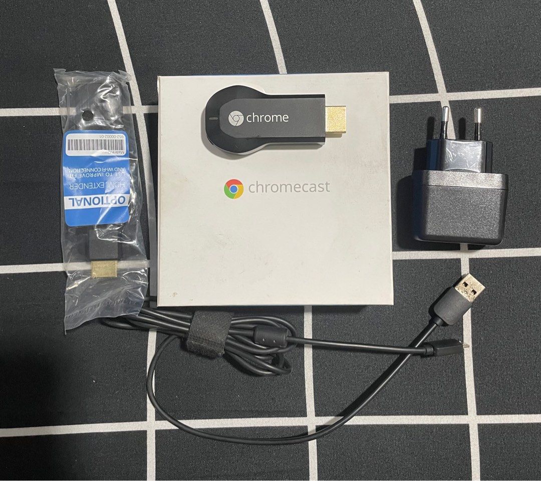 Chromecast - First Gen, TV & Home Appliances, TV & Entertainment, Media ...