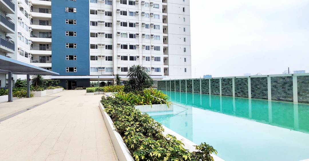 CONDO FOR SALE IN VERTIS NORTH AVIDA TOWERS SOLA QUEZON CITY NEAR ...