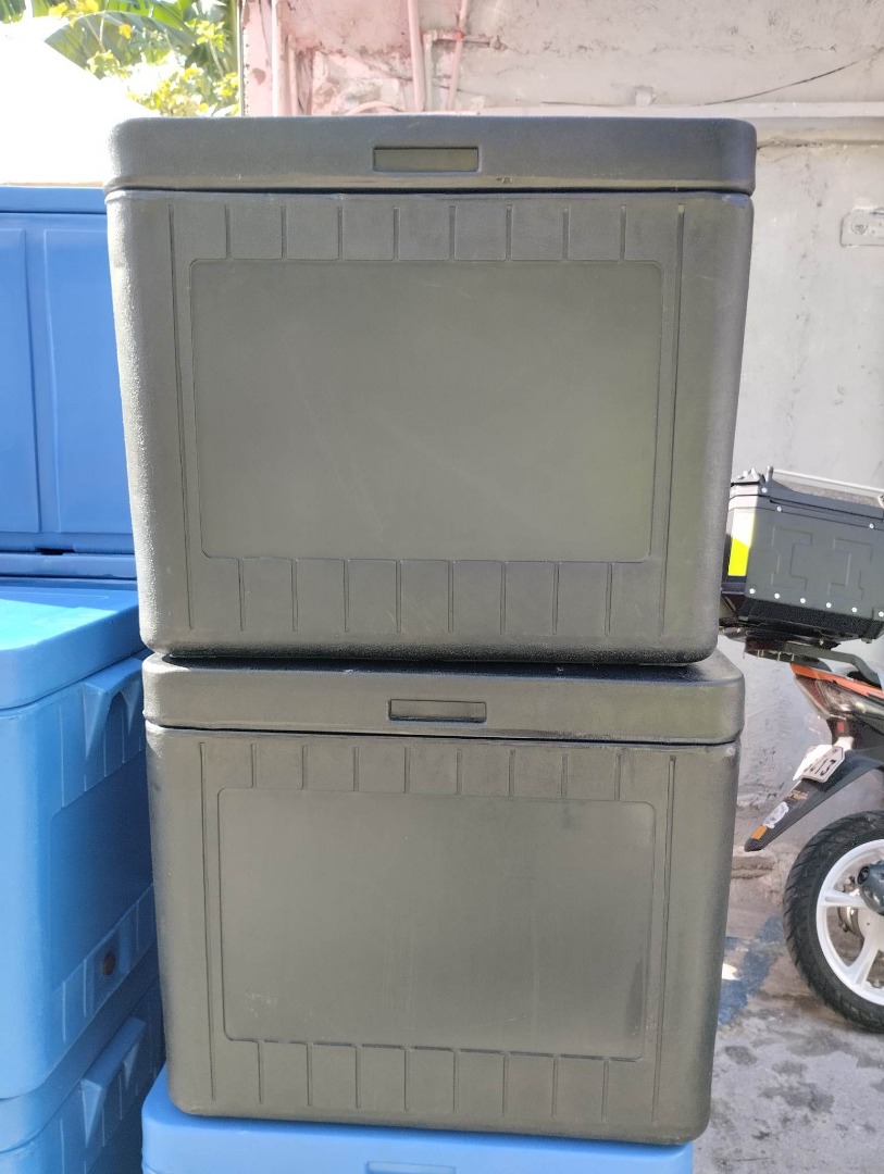 Cooler box, Furniture & Home Living, Home Improvement & Organization ...