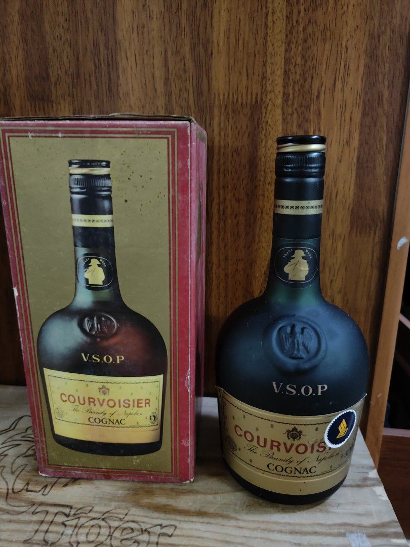 Courvoisier VSOP 700ml, Food & Drinks, Alcoholic Beverages on Carousell