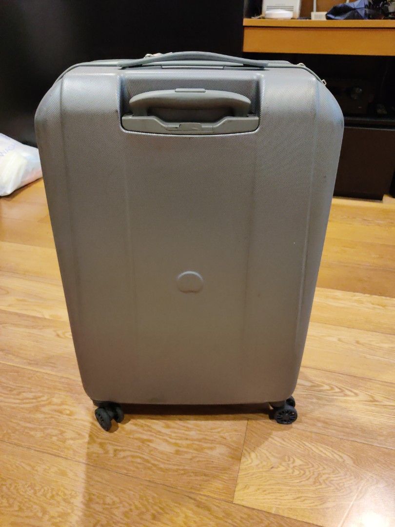 Delsey luggage hard case (medium), Hobbies & Toys, Travel, Luggage on ...