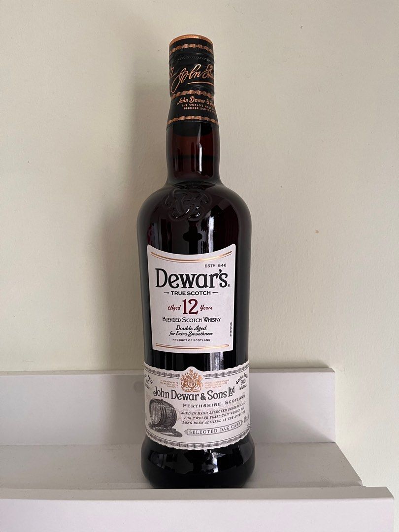 Dewar's 12 Years Old Blended Scotch Whisky, Food & Drinks, Alcoholic Beverages on Carousell