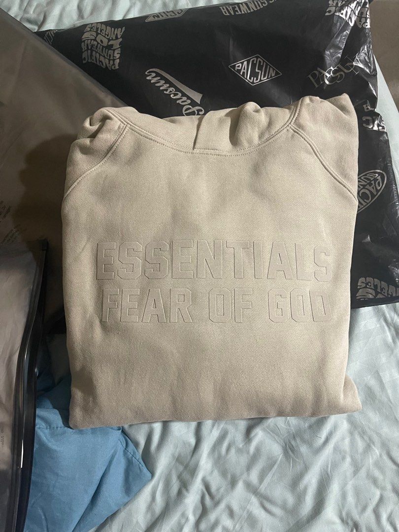 Essentials relax hoodie smoke size large complete with receipt on Carousell