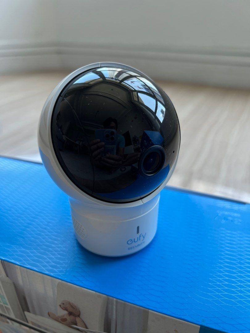 Eufy Spaceview Baby Monitor with HD resolution, 5” display, Lullaby ...