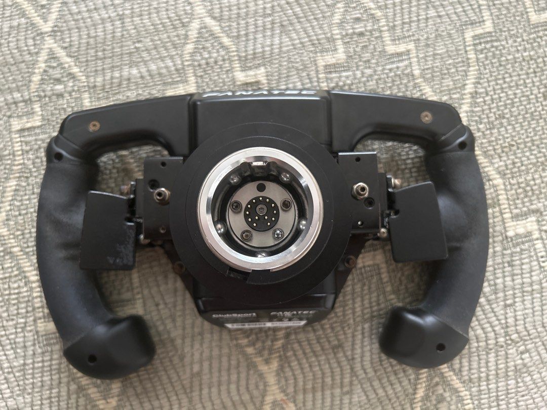 Fanatec CSL Elite F1 Wheel PC/PS4/PS5, Video Gaming, Gaming Accessories ...