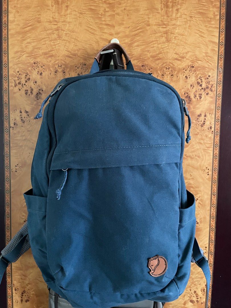 Fjallraven 20L Raven, Men's Fashion, Bags, Backpacks on Carousell