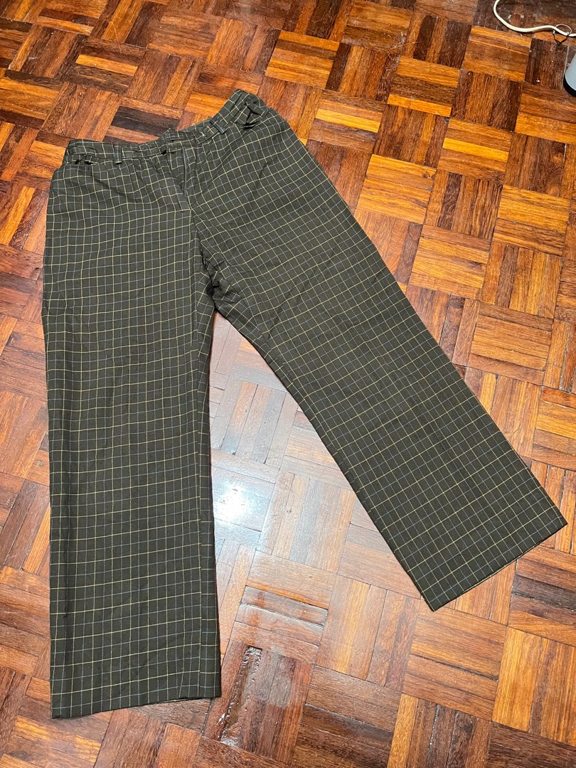 Golf Slack Size 30, Men's Fashion, Bottoms, Trousers on Carousell