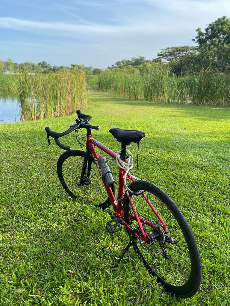 Java Road Bike and BTWIN Riverside 100 Hybrid bike for sale, Sports ...