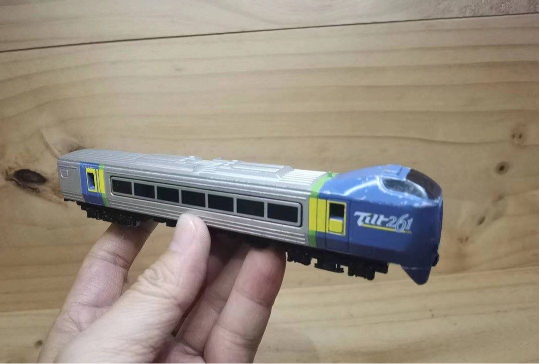 Jr Train Kiha 261 Series Limited Express Ngauge Diecast Scale M