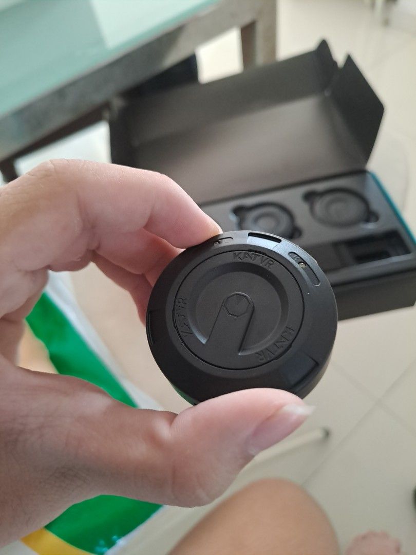 Kat vr loco motion controllers, Computers & Tech, Parts & Accessories ...