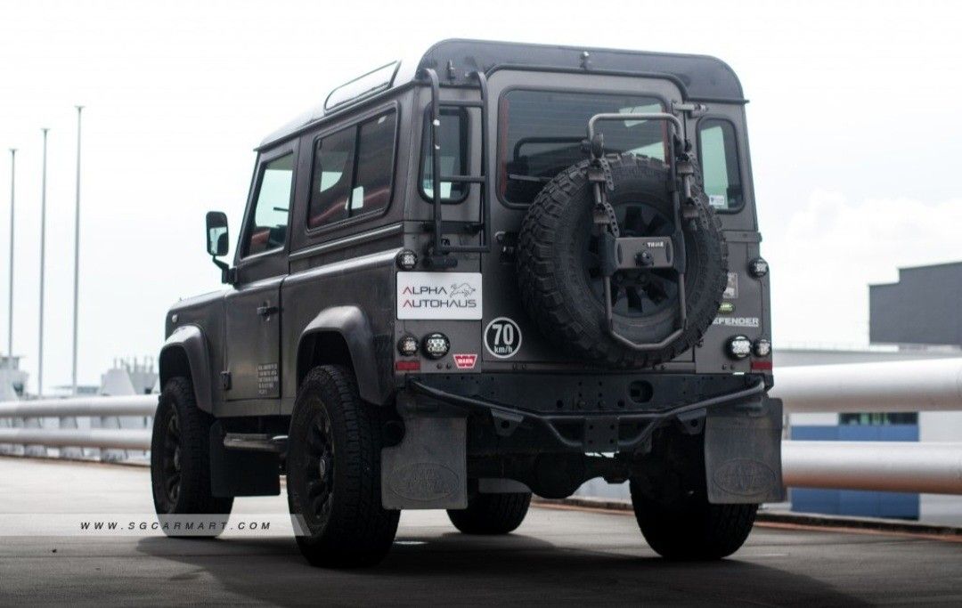 Land Rover Land Rover Defender 90 Puma Land Rover Defender 90 Puma ...