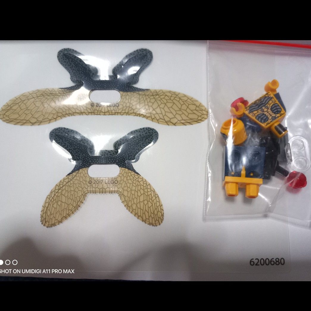 Lego Atlantis character, Hobbies & Toys, Toys & Games on Carousell