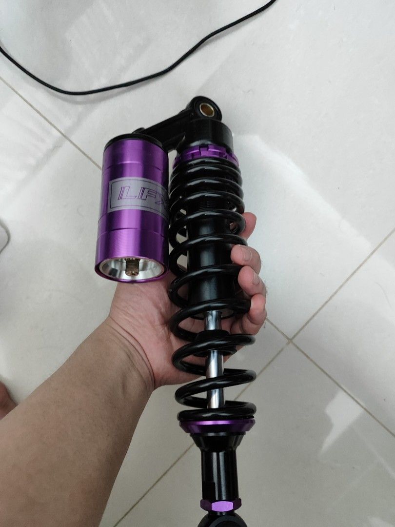 HONDA CB400 REAR SHOCK ABSORBER / SUSPENSION, Motorcycles, Motorcycle ...