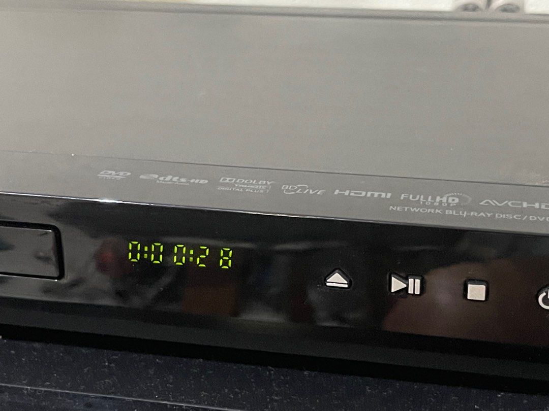 LG BD550 with remote., TV & Home Appliances, TV & Entertainment, Blu-Ray & Media Players on ...