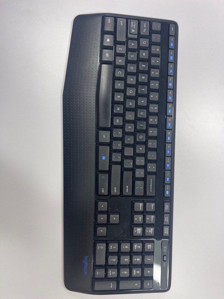 Logitech Wireless Keyboard And Mouse Computers And Tech Parts And Accessories Computer Keyboard On