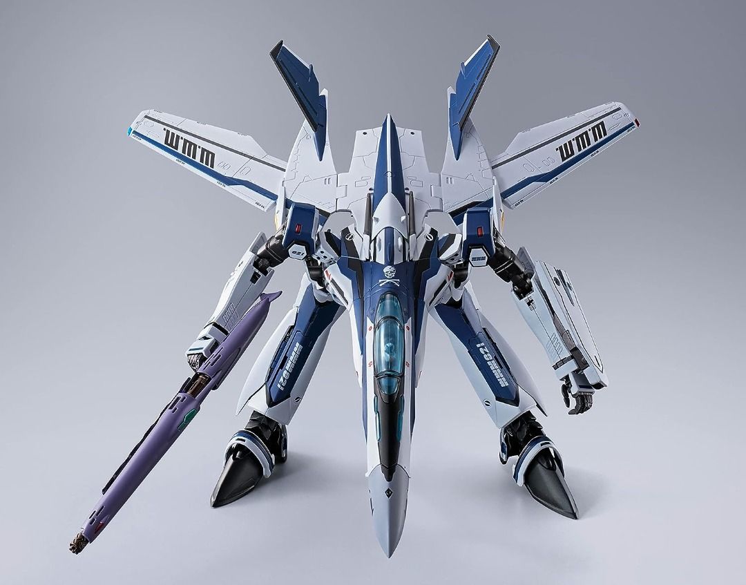 Brand New Macross Frontier - VF-25 Messiah Valkyrie Worldwide ...