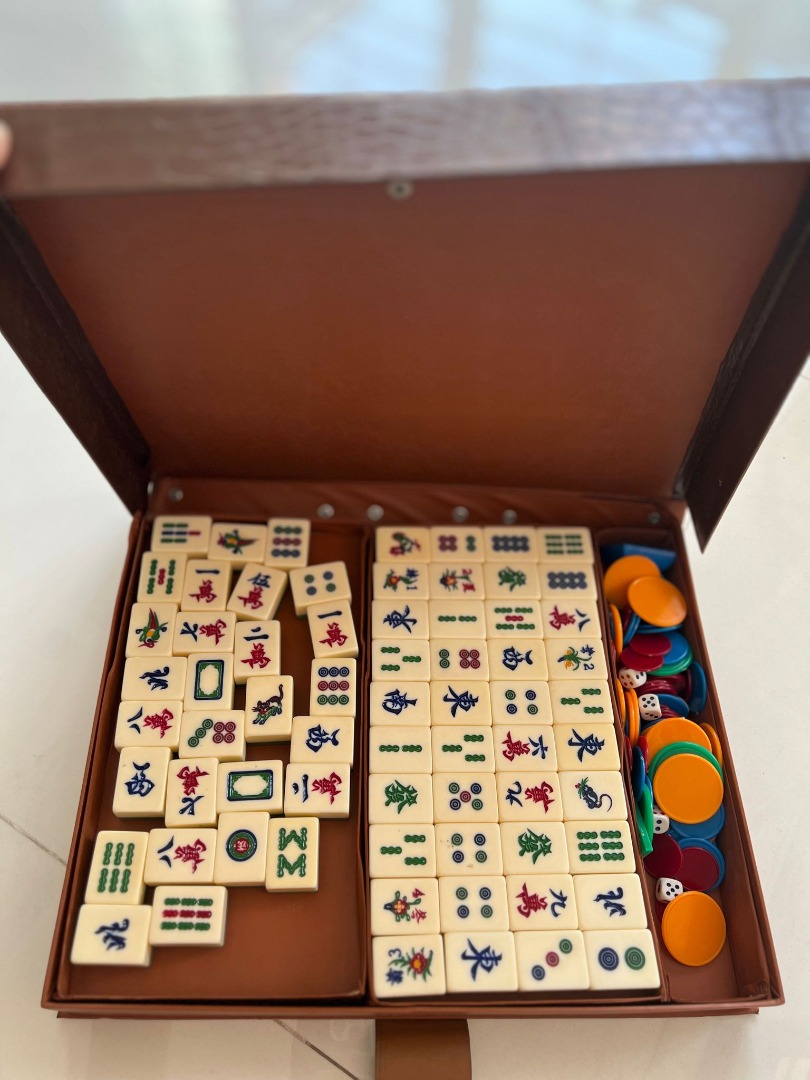 Mahjong Set (with case), Hobbies & Toys, Toys & Games on Carousell