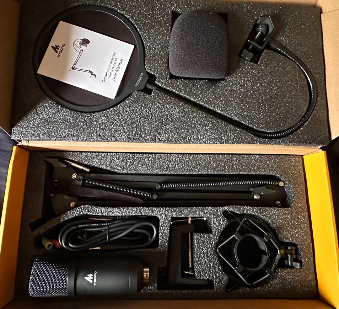 Maono AU-03 3.5mm Condenser Mic Set, Audio, Microphones on Carousell