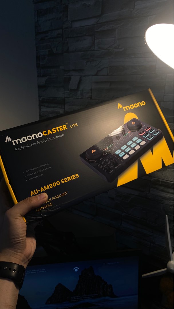 MAONO AU-AM200 Sound Card, Audio, Other Audio Equipment on Carousell