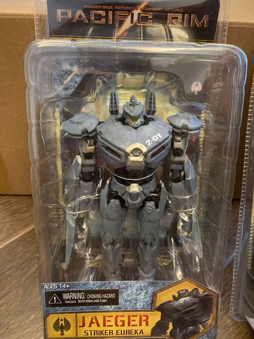 Neca pacific rim, 興趣及遊戲, 玩具 & 遊戲類 - Carousell