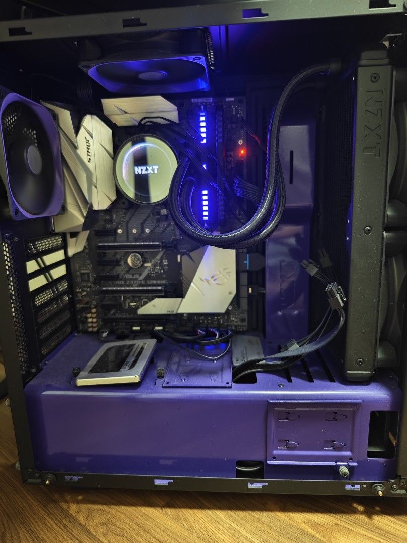 NZXT mid tower case with NZXT water cooler, Computers & Tech, Desktops ...