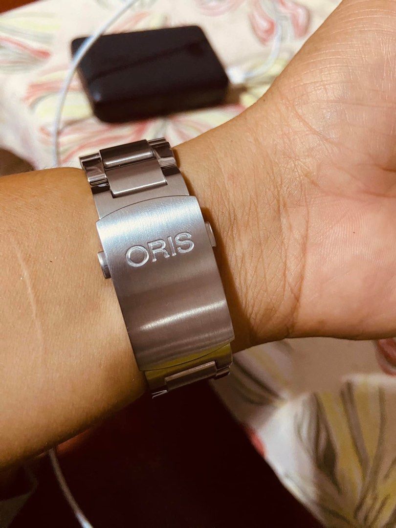 Oris Aquis Super Luminova Complete Set, Men's Fashion, Watches ...