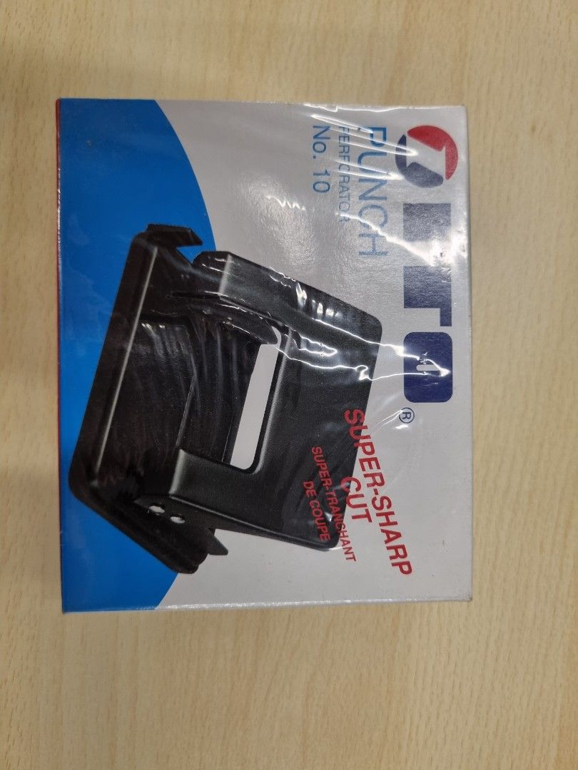 Paper puncher, Everything Else on Carousell