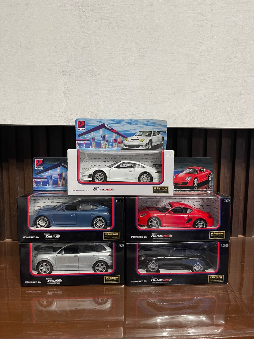 Porsche 1/32 Petron Scale Set, Hobbies & Toys, Toys & Games on Carousell