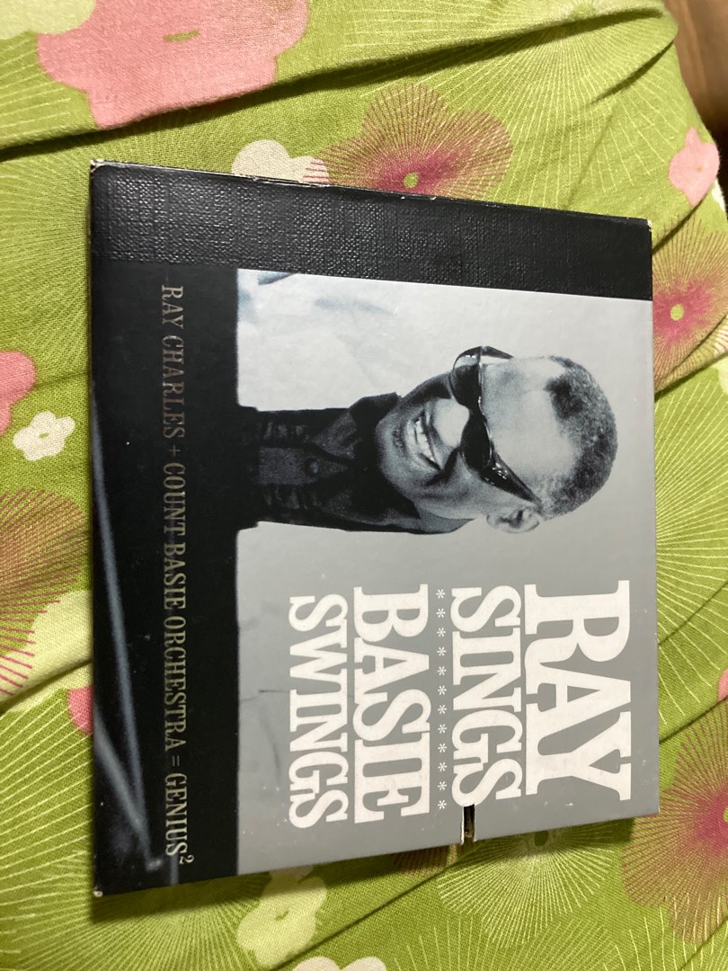 Ray Charles cd, Hobbies & Toys, Music & Media, CDs & DVDs on Carousell