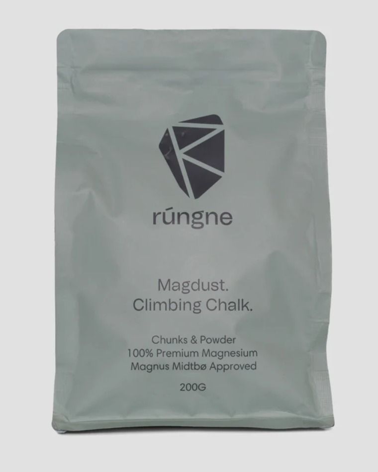 Rungne Magdust Climbing Chalk 攀岩鎂粉, 運動產品, 其他運動配件 - Carousell