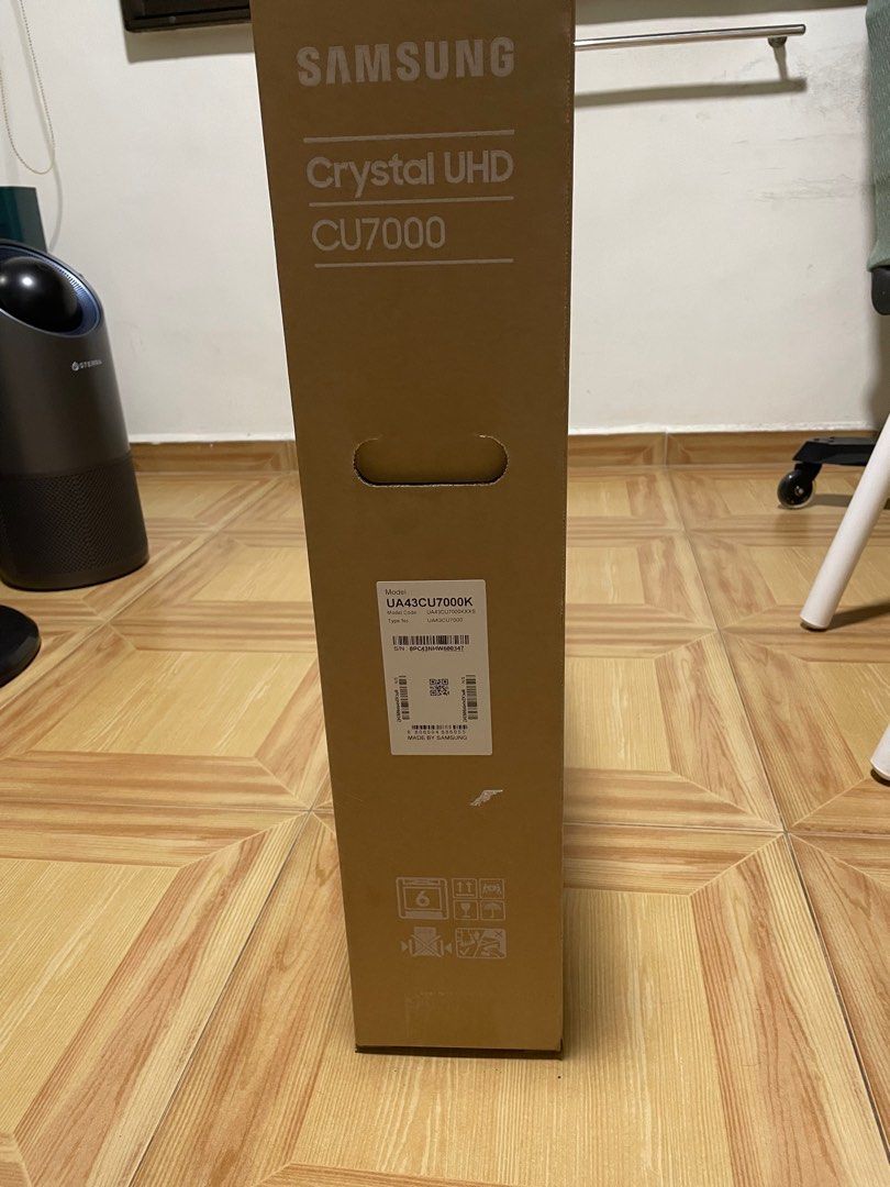 samsung crystal uhd 4k cu7000 43", TV & Home Appliances, TV ...