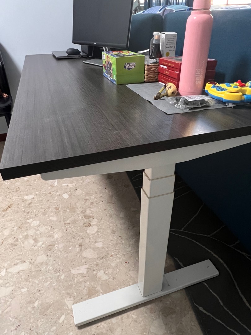 Standing computer Desk - Extendable Height, Furniture & Home Living ...