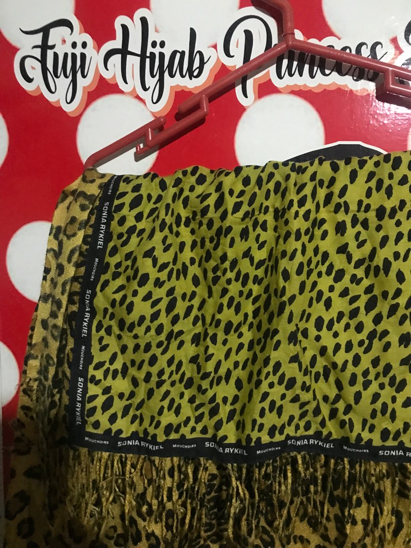 Sonia ryckiel leopard rework, Fesyen Wanita, Muslim Fashion, Syal di ...
