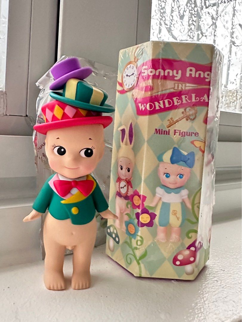 Sonny Angel Mad Hatter in Wonderland, Hobbies & Toys, Toys & Games on ...