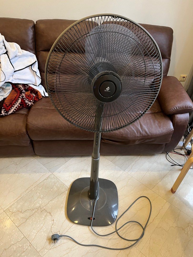 Standing Fan, Furniture & Home Living, Lighting & Fans, Fans on Carousell