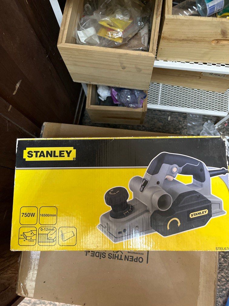 Stanley electric wood planer, Furniture & Home Living, Home Improvement ...