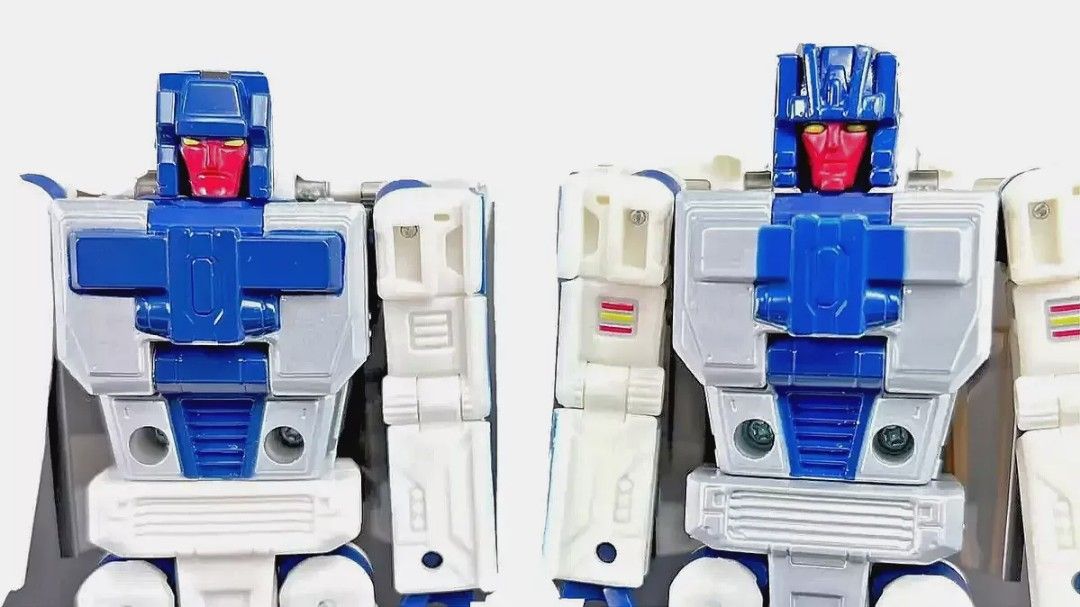 Transformers Legacy Evolution Deluxe G1 Giftset Breakdown with extra ...