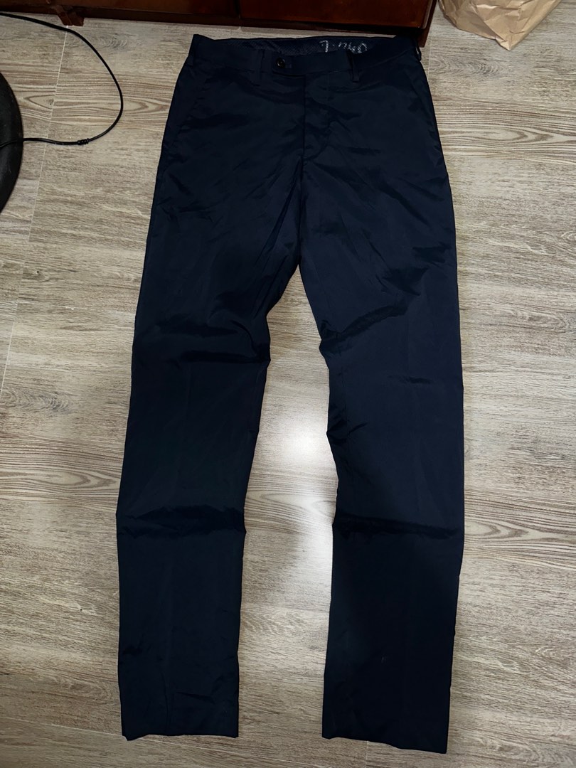 Uniqlo Ultra Light Pants, Men's Fashion, Bottoms, Trousers on Carousell
