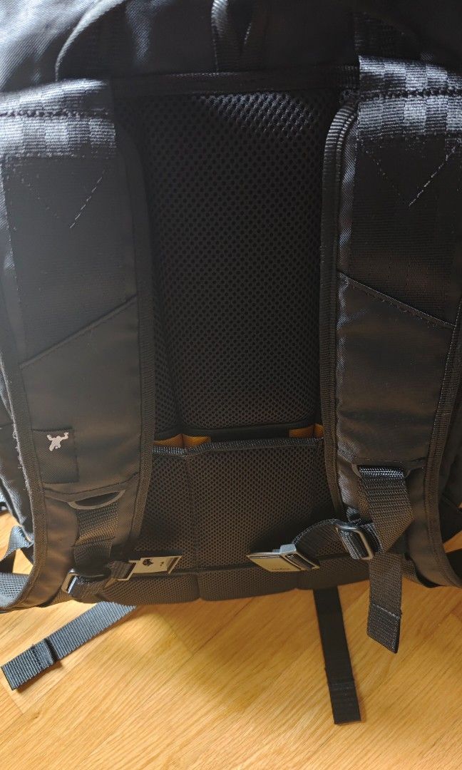 Wildcard Genesis Epx400, Men's Fashion, Bags, Backpacks on Carousell